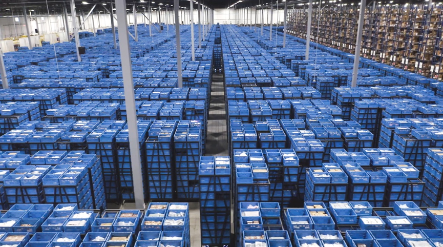 极智嘉货架到人PopPick方案在全球大放异彩，轻松驾驭3PL、鞋服、零售等行业应用